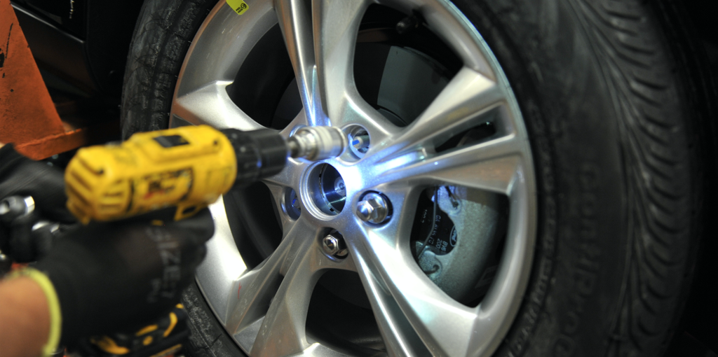 Get your wheel bolt, studs, nuts, closed and open wheel washers ...